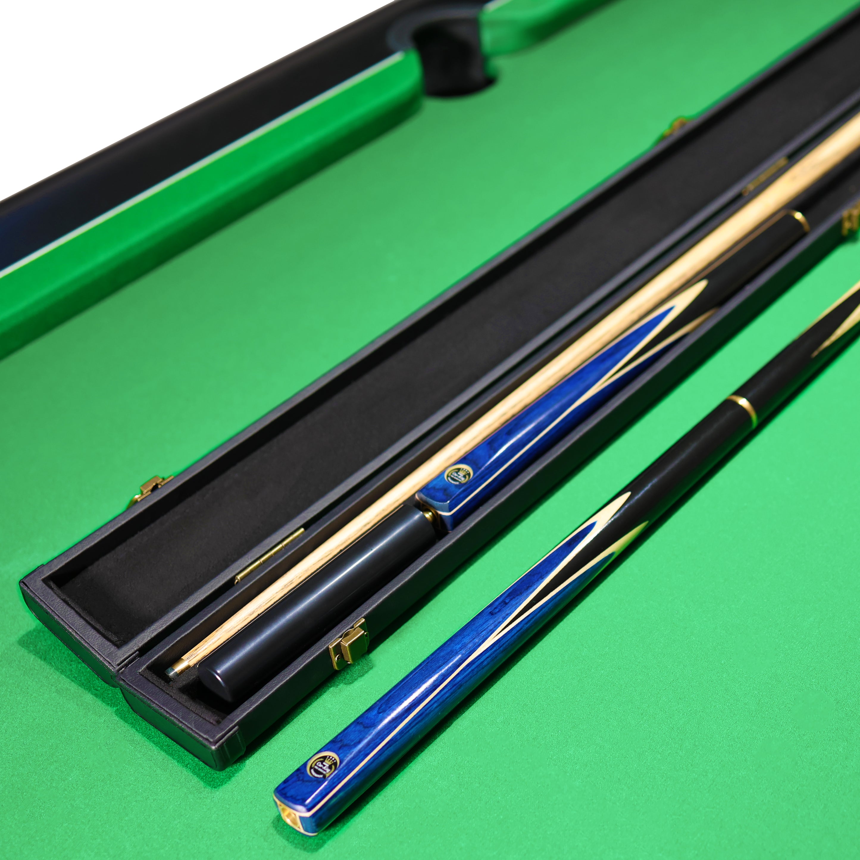 Cue-King Pro Series 001 57" Snooker and Pool Cue 3/4 Jointed with Case